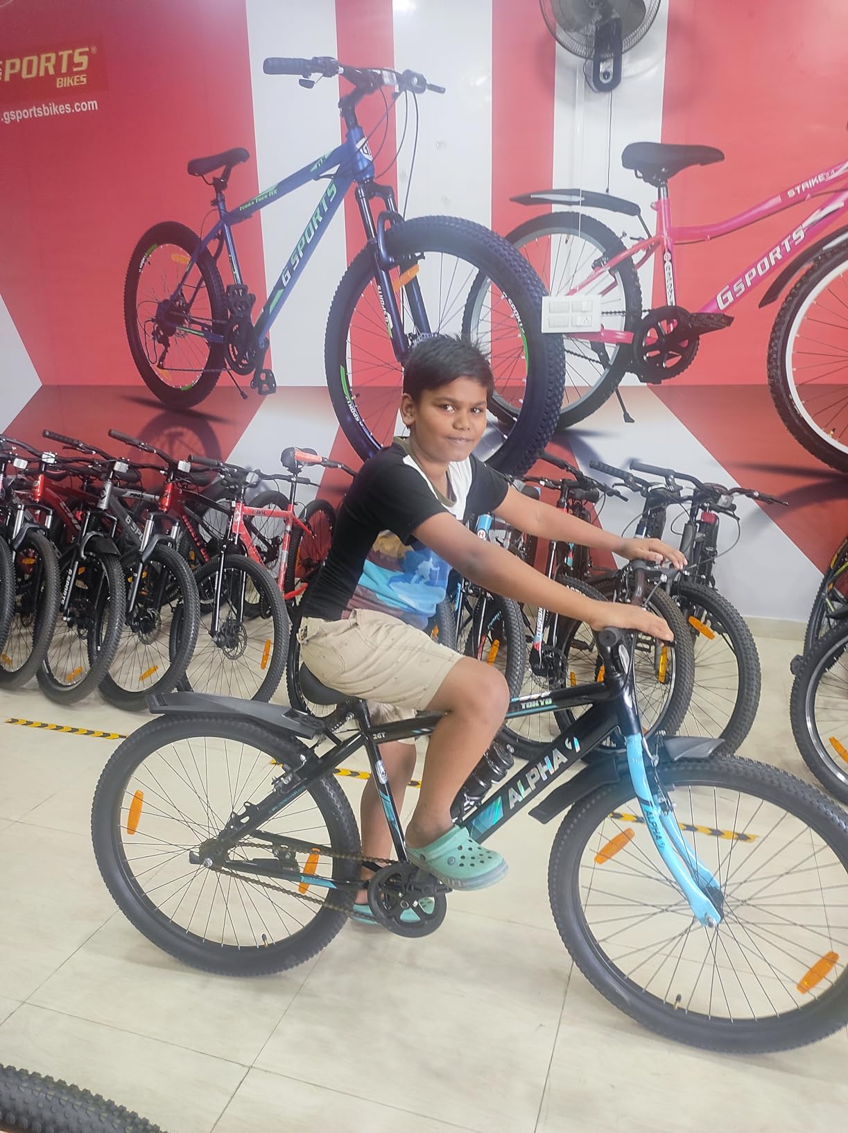 Buy Ninety one Bombay Cycle in 26" Wheel Size with Heavy Integrated ...