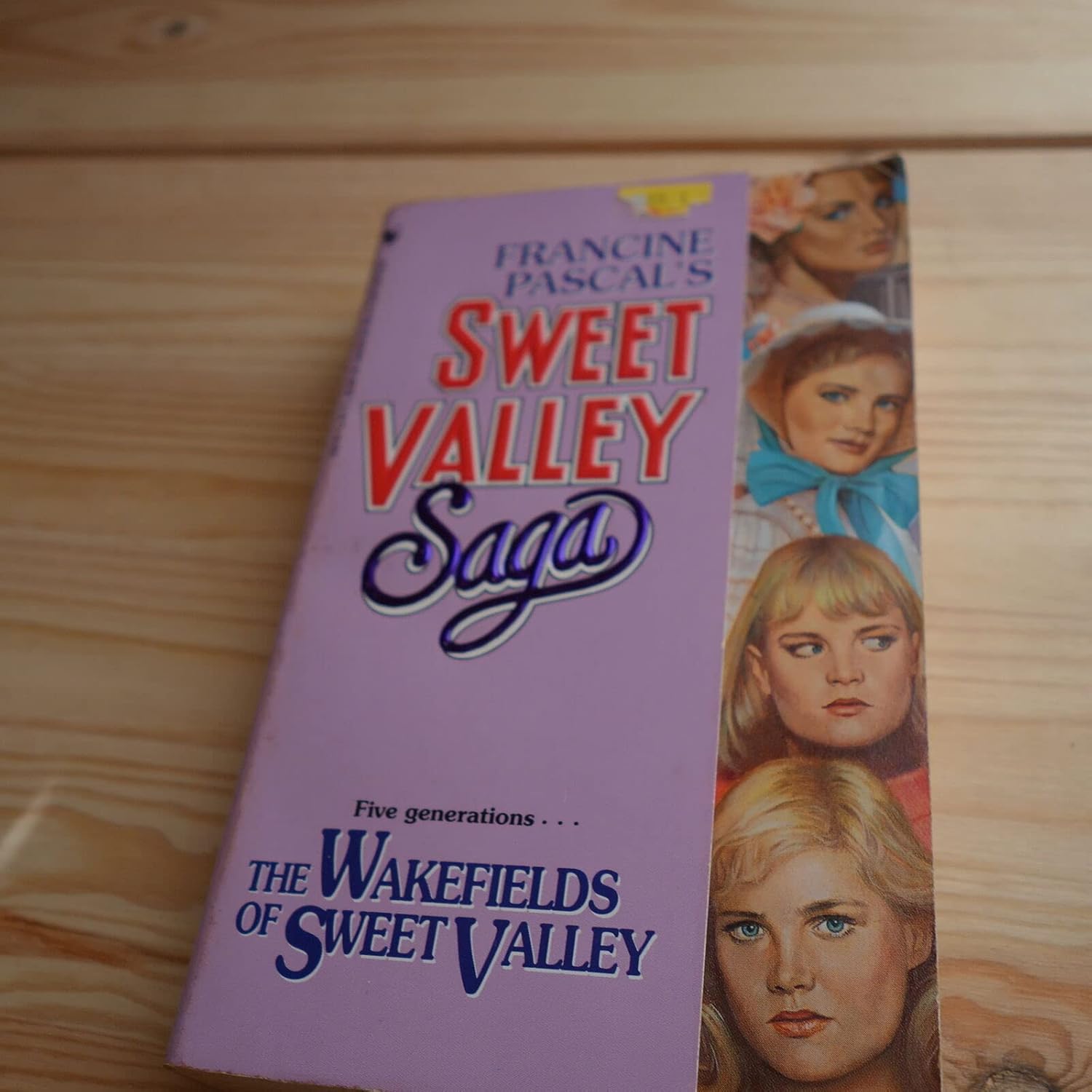 Amazon.com: Wakefields of Sweet Valley (Sweet Valley High ...