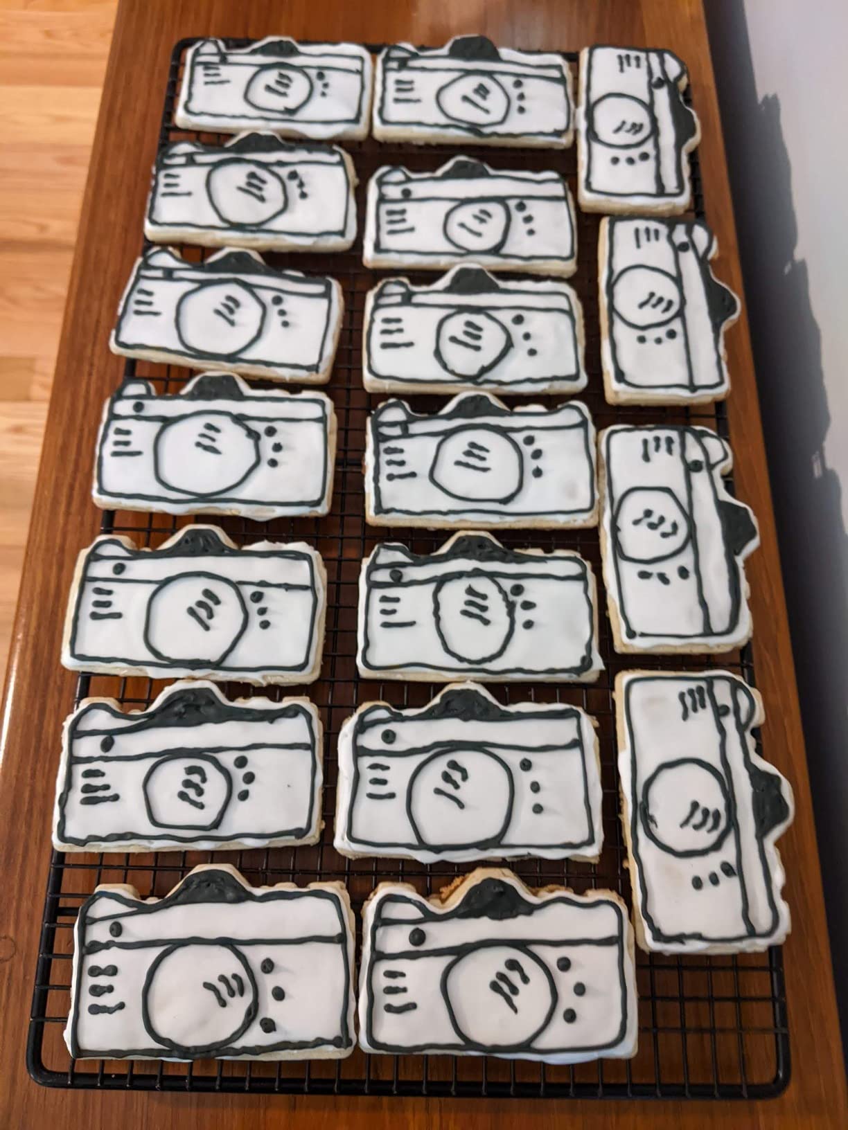 Amazon.com: CAMERA DETAILED PHOTOGRAPHY COOKIE CUTTER BAKING TOOL MADE ...