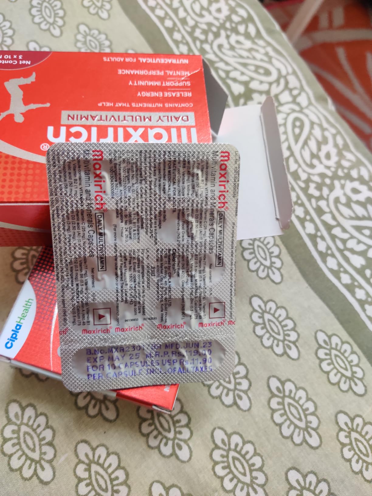 Cipla Maxirich Daily Multivitamin (60 Softgels) For Men & Women With ...