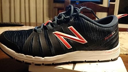 Amazon.com | New Balance Women's 811 Training Shoe | Fitness & Cross ...