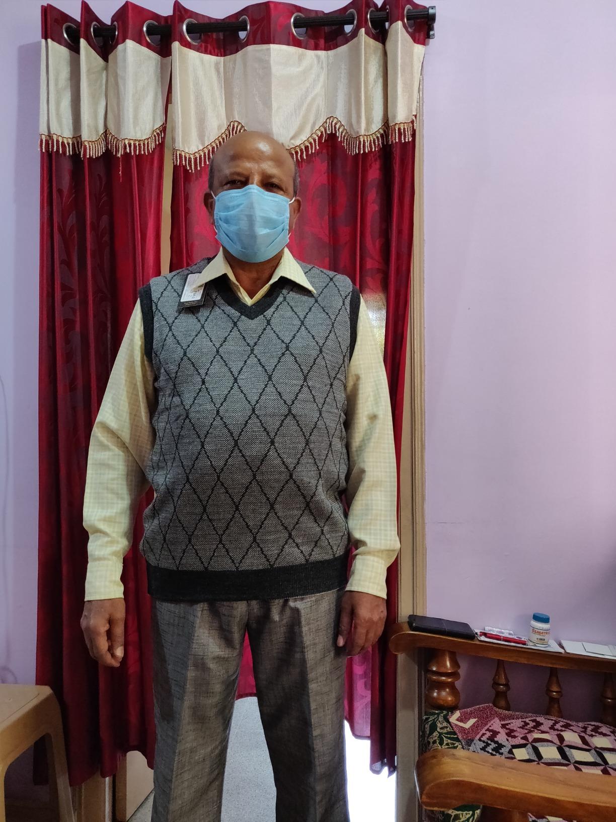 Buy aarbee Men's Wool V-Neck Reversible Sweater (Reversible S-L05 ...