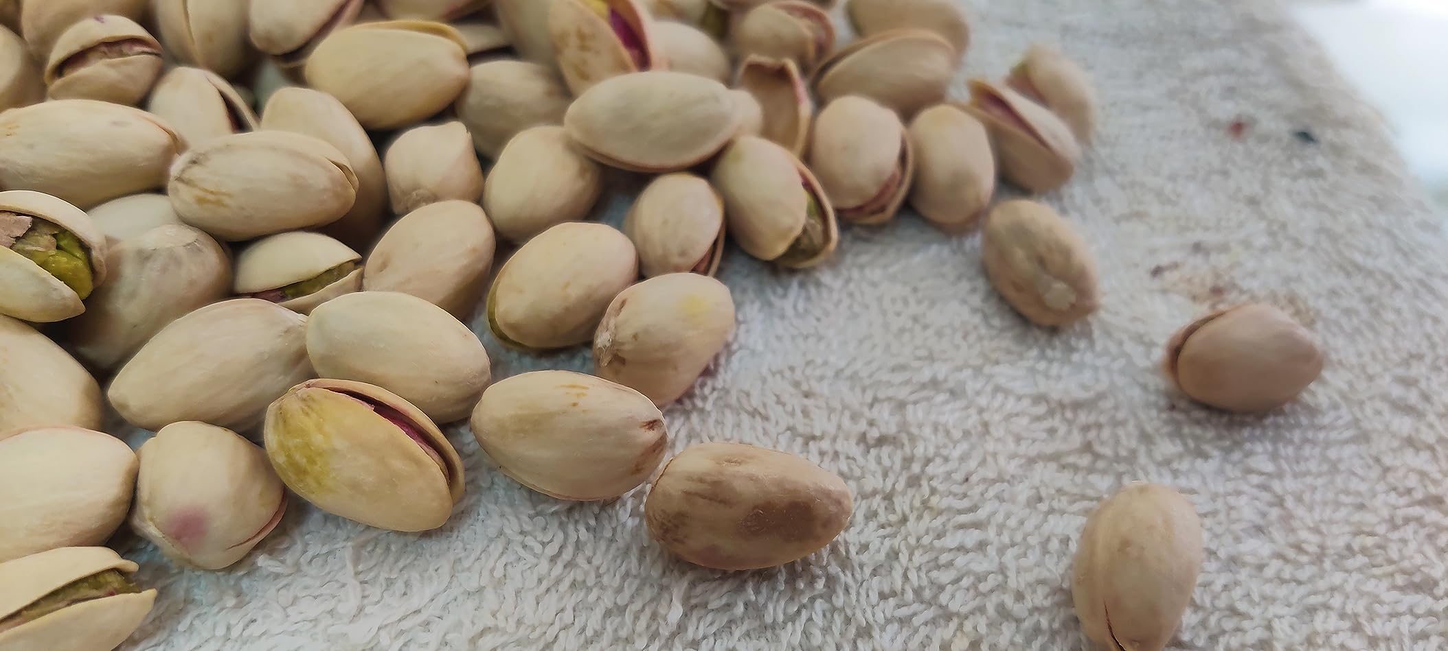 Fabeato Premium Roasted & Salted Pistachios 200g|Perfectly Roasted ...