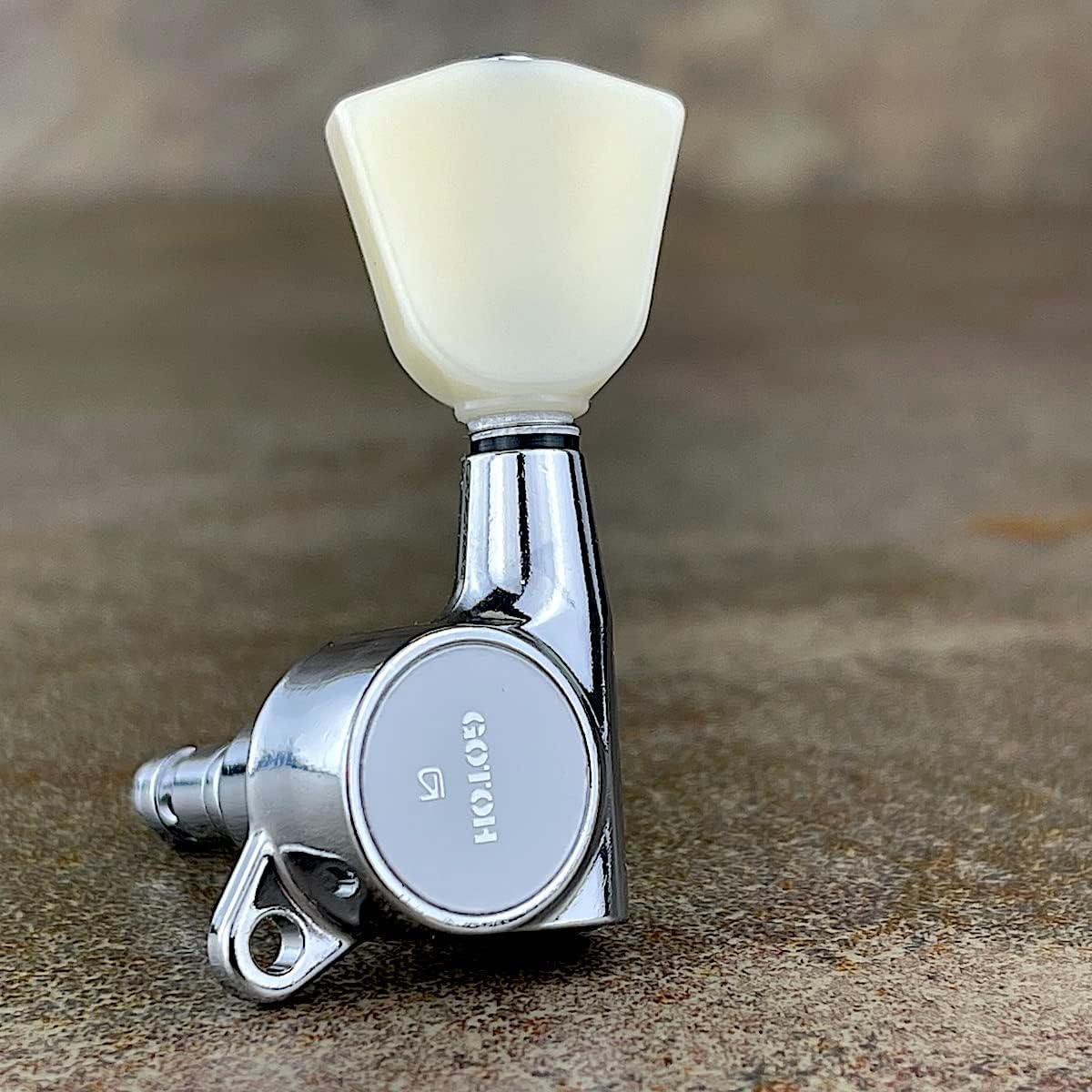 Amazon.com: Gotoh Locking Machine Heads - 3 per side - SG381 01 MG-T ...