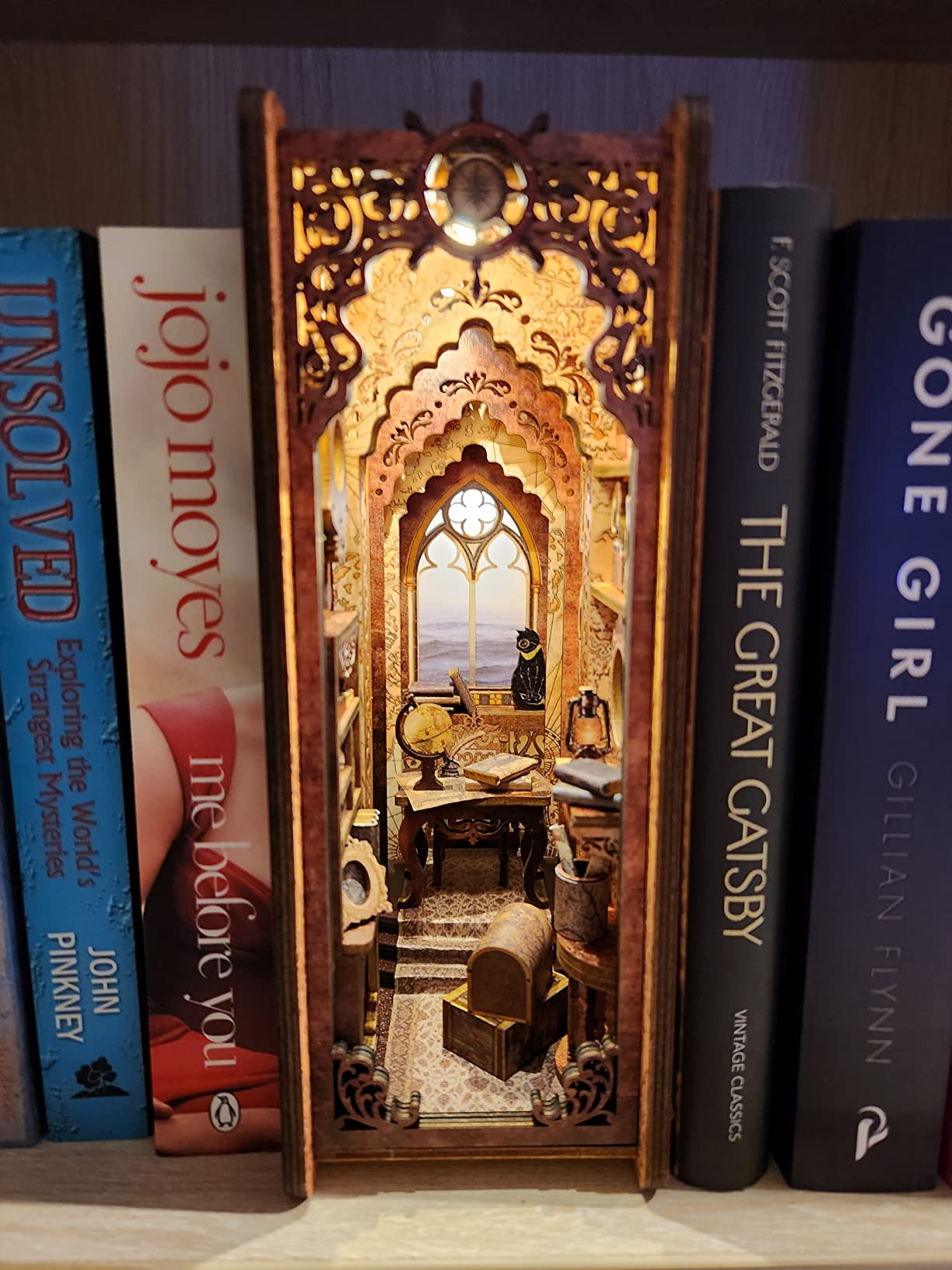 Fsolis DIY Book Nook kit, 3D Puzzle Wooden DIY Dollhouse Booknook ...