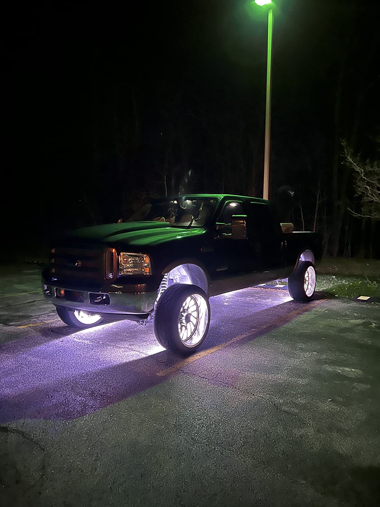 Amazon.com: 4PCS Set 17.5" Pure White Color Illuminated LED Wheel ...