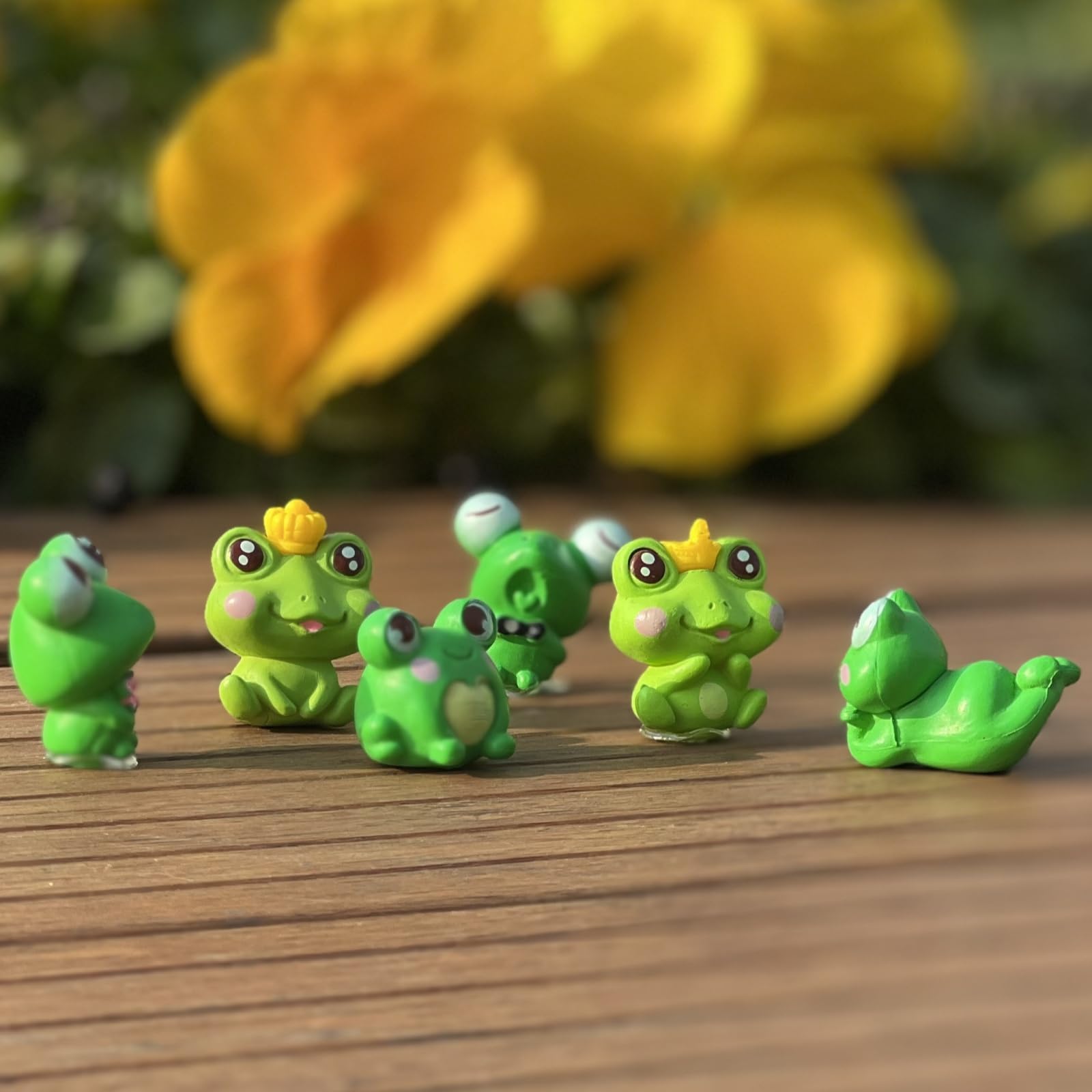 Amazon.com: Refintural 10 Pcs Mini Frog Cute Car Accessories - Rear ...