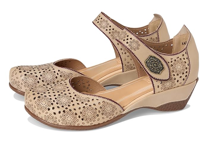 Women's L'Artiste by Spring Step Americana | Zappos.com