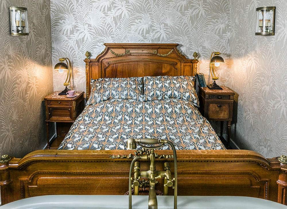The Chateau by Angel Strawbridge NOUVEAU HERON Reversible Bedding Cover ...