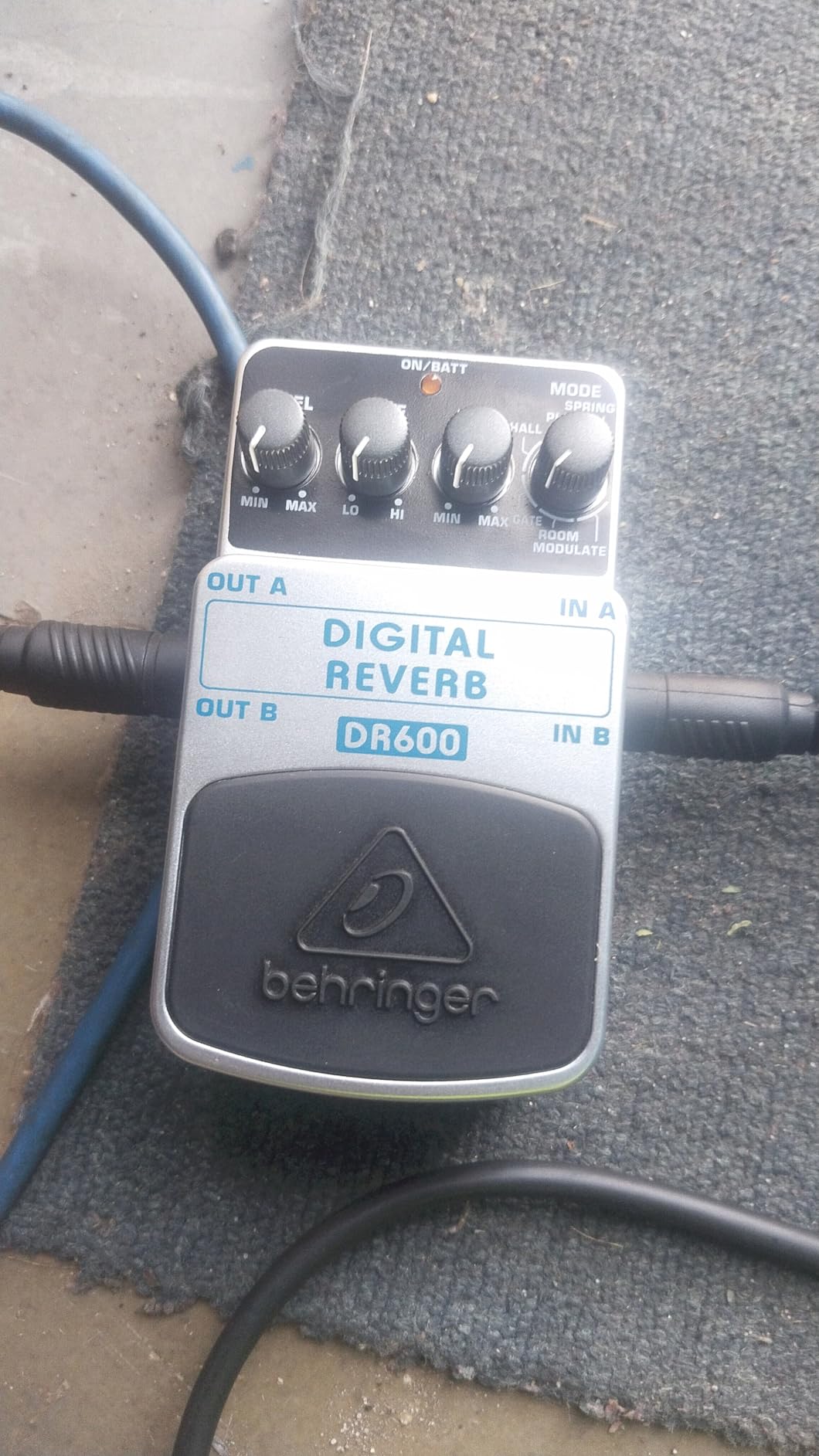 Behringer DR600 DIGITAL REVERB Digital Stereo Reverb Effects Pedal ...