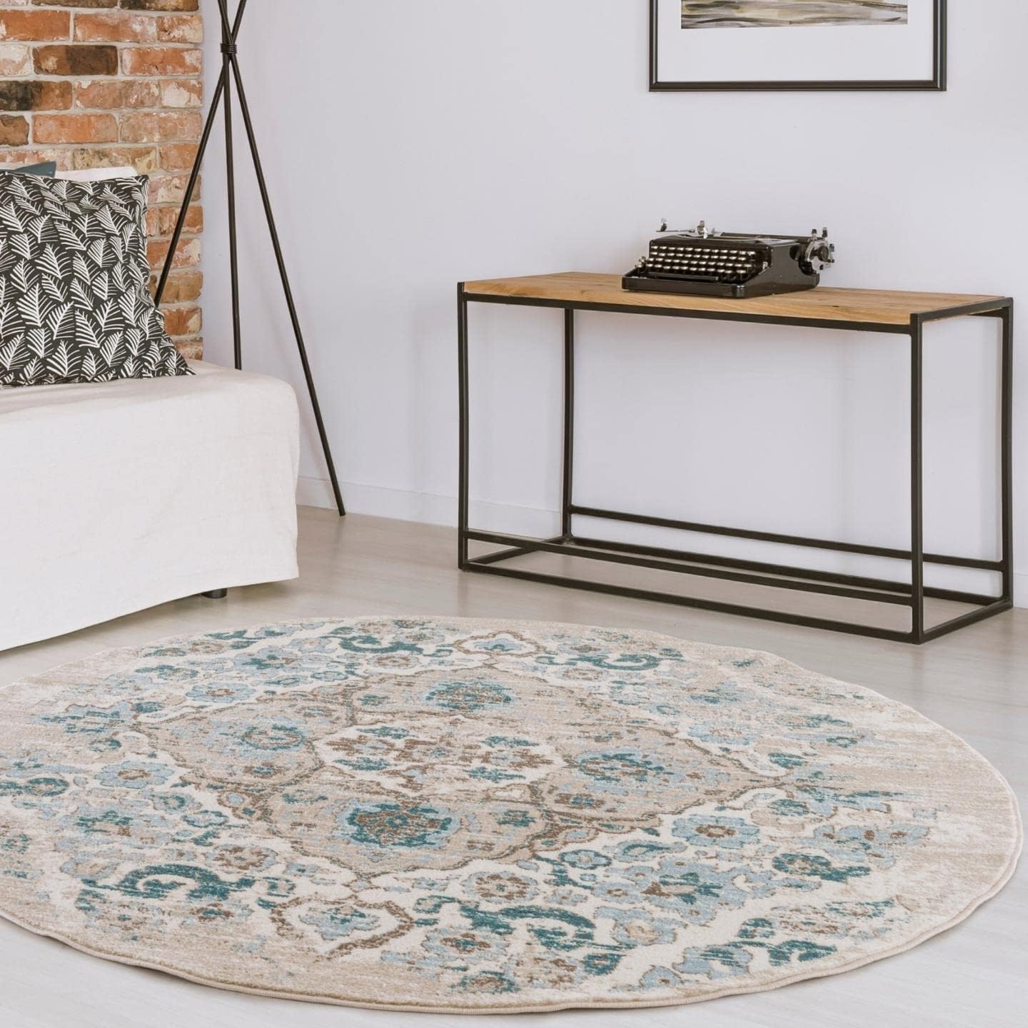 Amazon.com: Luxe Weavers Distressed Cream 6 Foot Round Area Rug, Modern ...