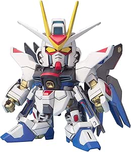 Amazon.com: Bandai Hobby SD BB Senshi #288 Strike Freedom Gundam "Gundam Seed Destiny" Model Kit ...