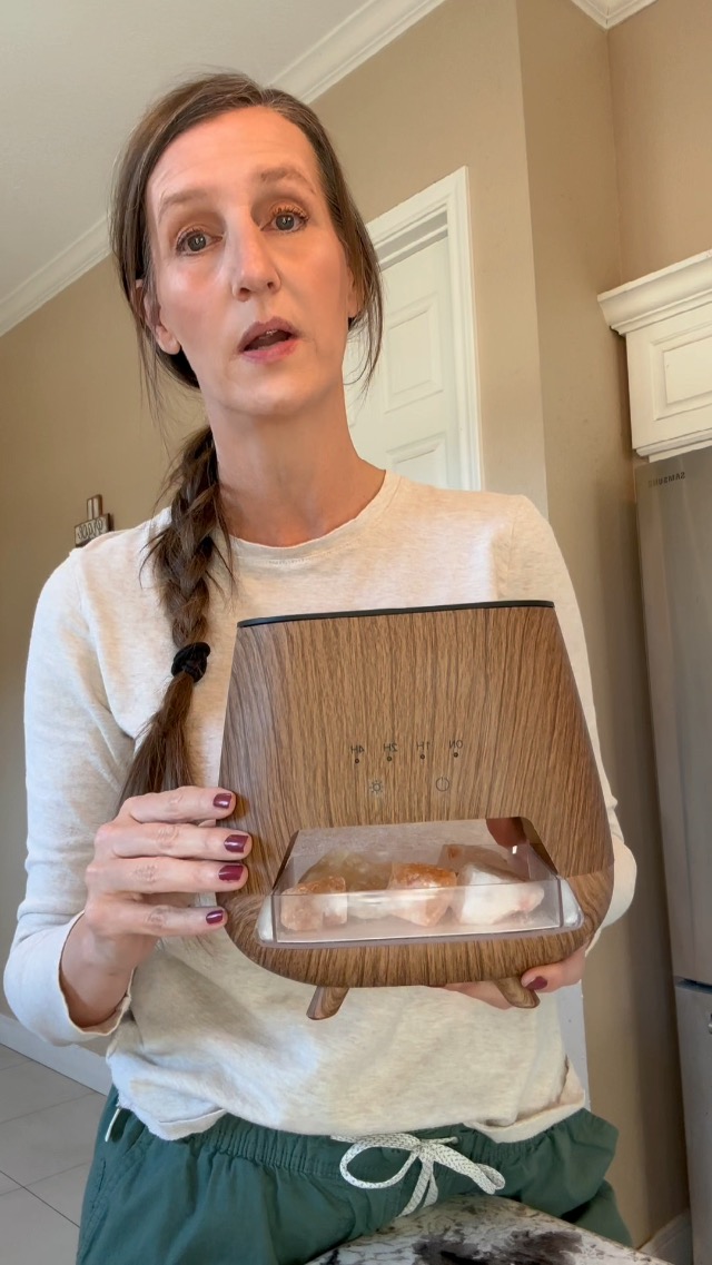 Watch Multifunctional Aromatherapy Diffuser with Salt Lamp on Amazon Live