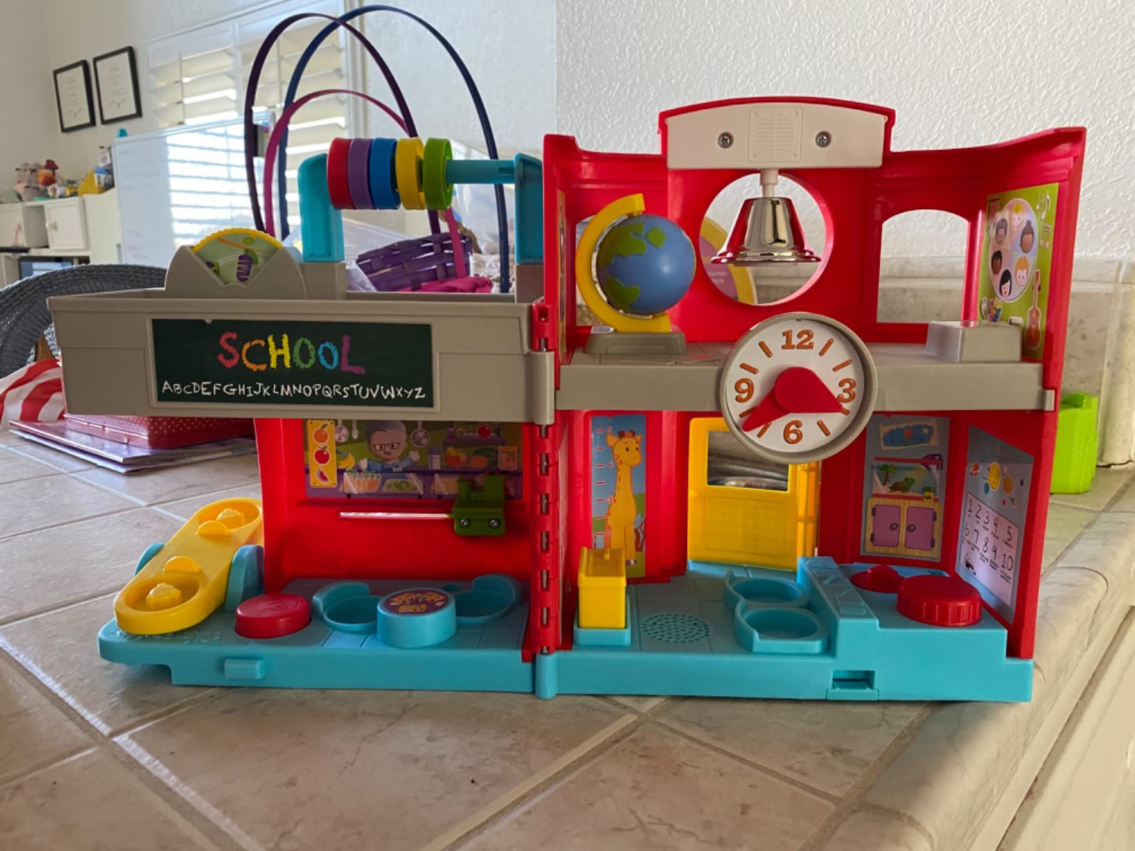 Amazon.com: Fisher-Price Little People Toddler Playset Friendly School ...