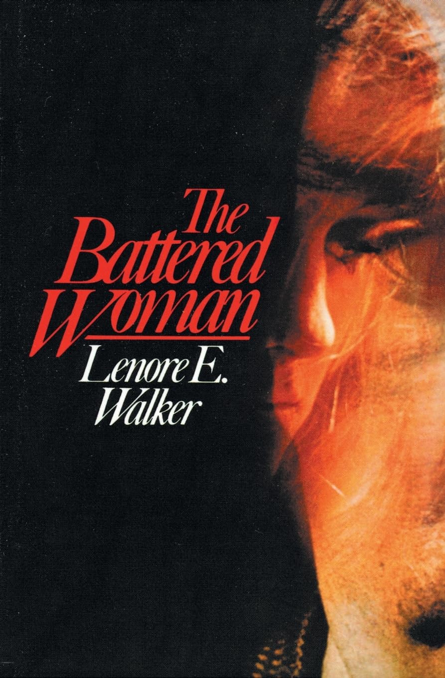 Battered Woman: Walker, Lenore E.: 9780060907426: Amazon.com: Books