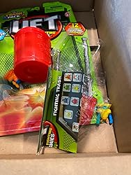 Amazon.com: The Trash Pack Ultimate Fighting Trashies 12 Pack : Toys ...