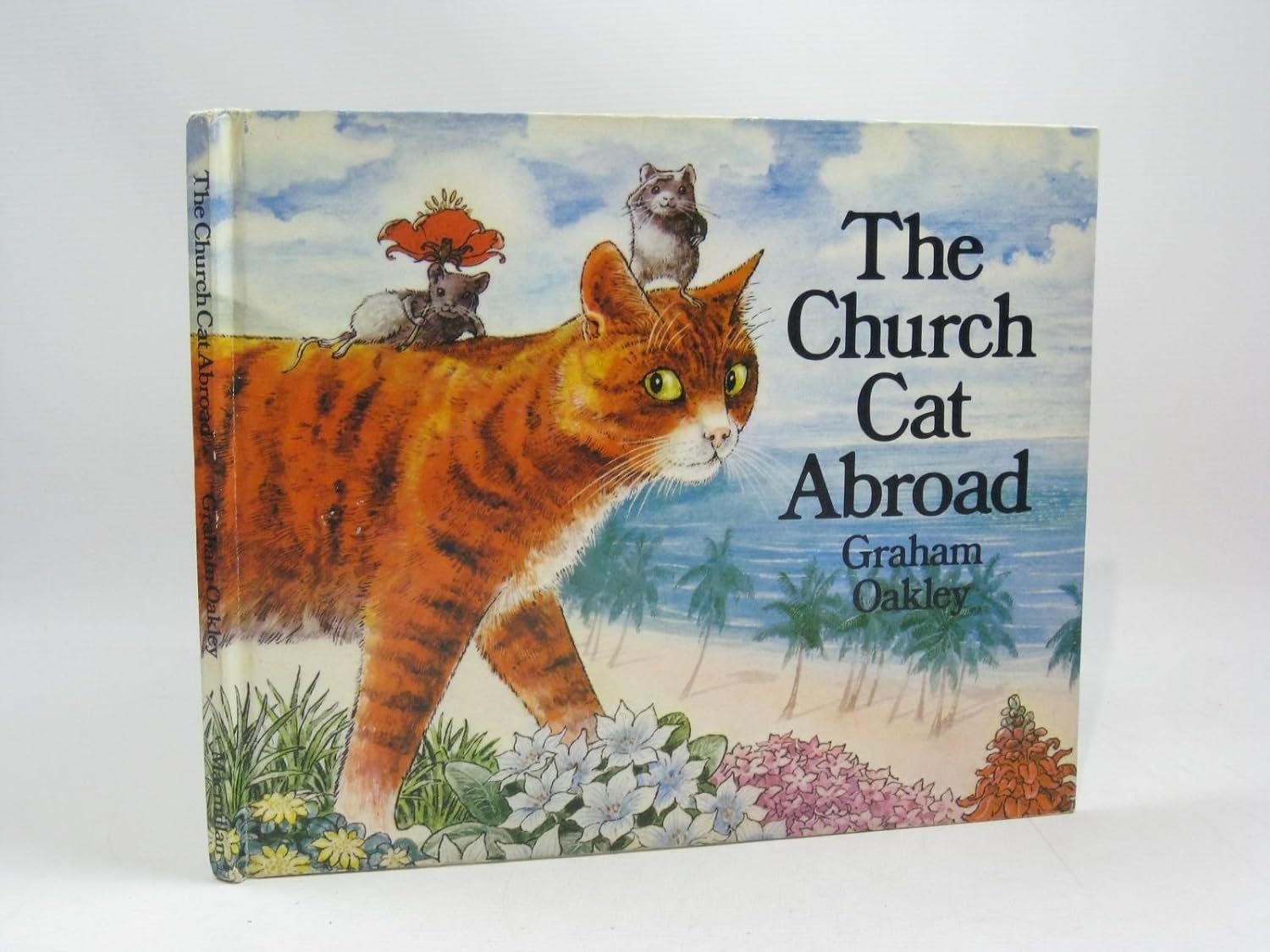 The Church Cat Abroad: Graham Oakley: 9780333148259: Amazon.com: Books