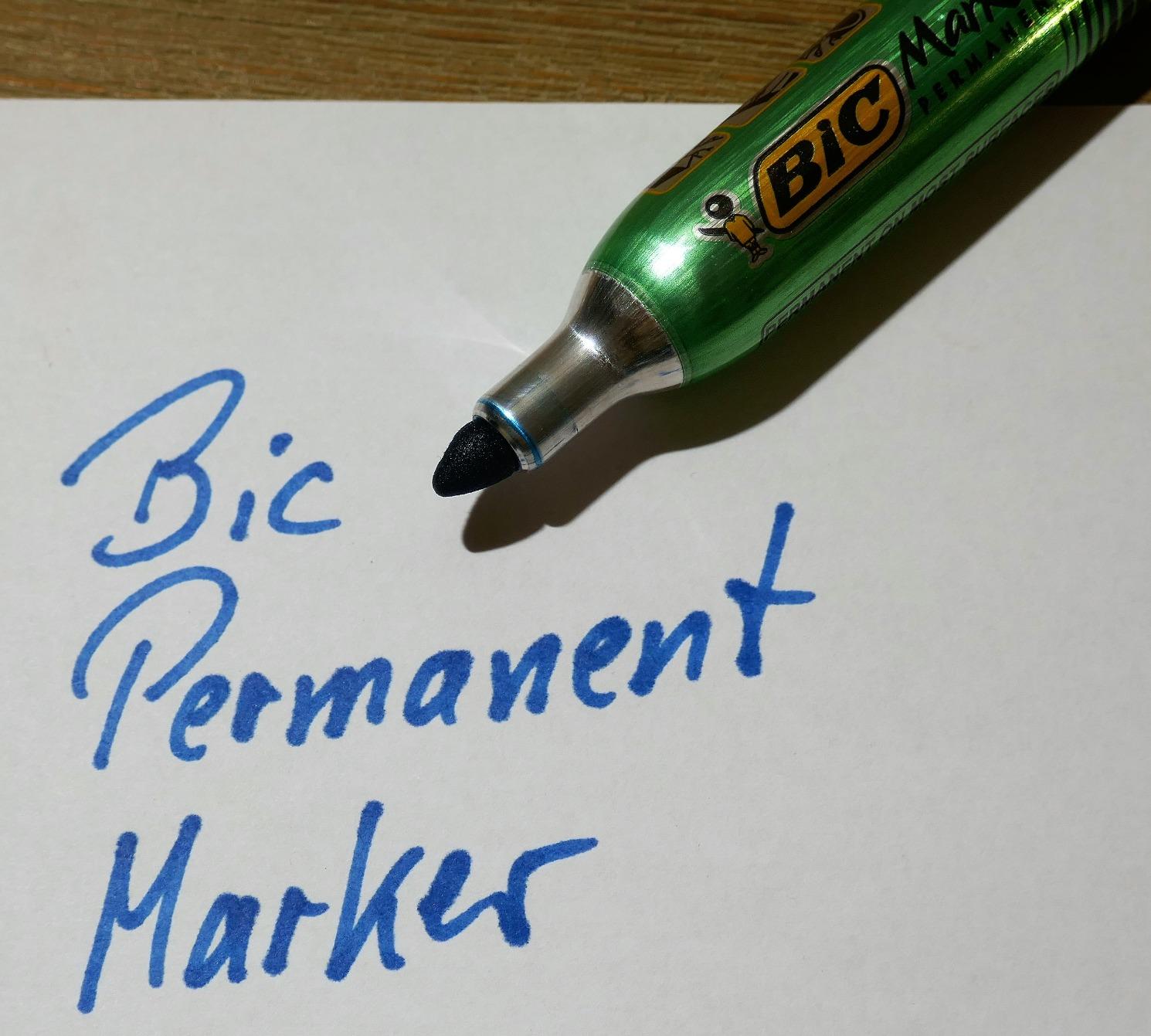 BIC Marking Onyx Permanent Marker, Wasserfester Stift, in Blau, 12er ...