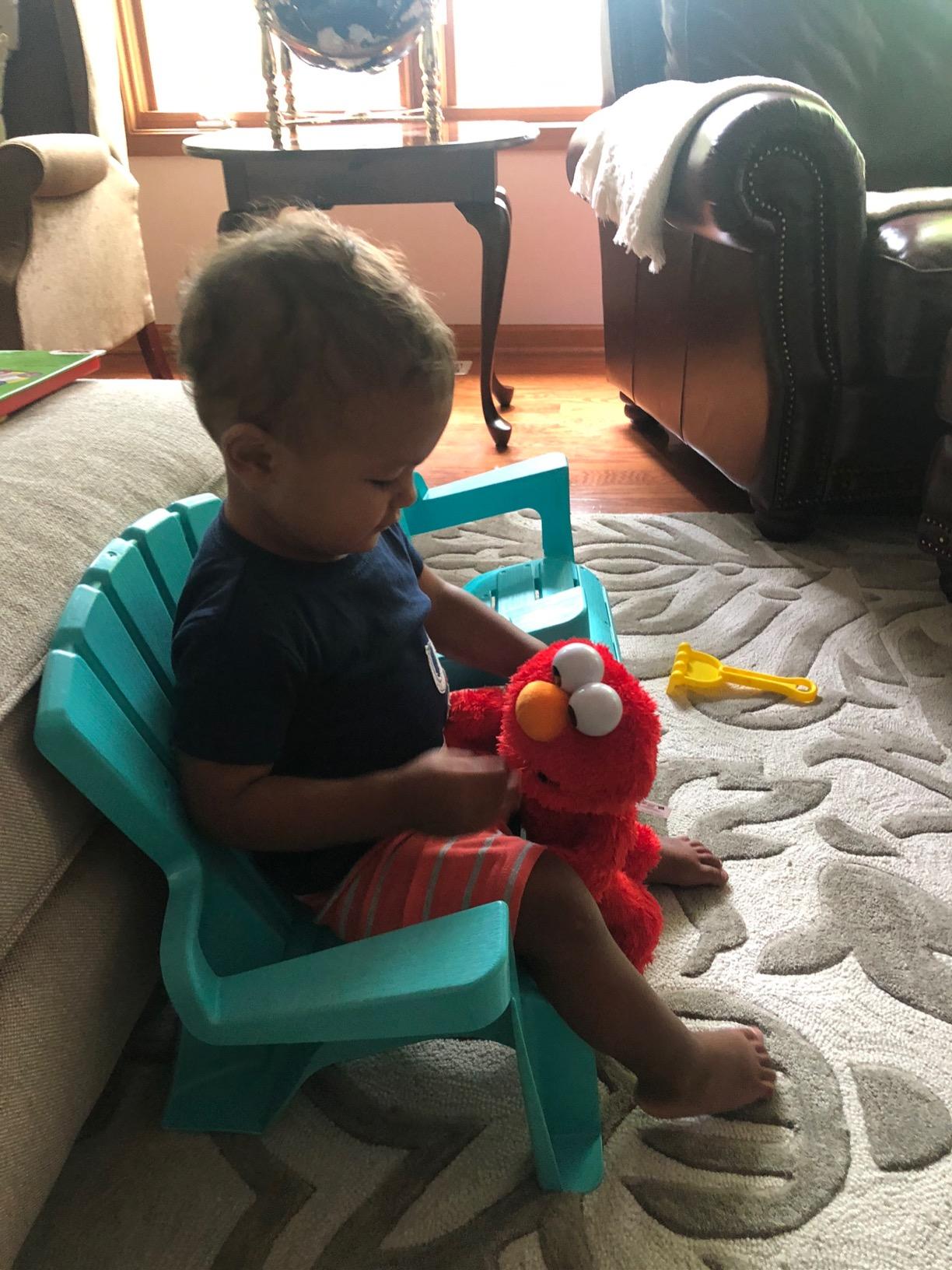 Amazon.com: Sesame Street Love to Hug Elmo Talking, Singing, Hugging 14 ...