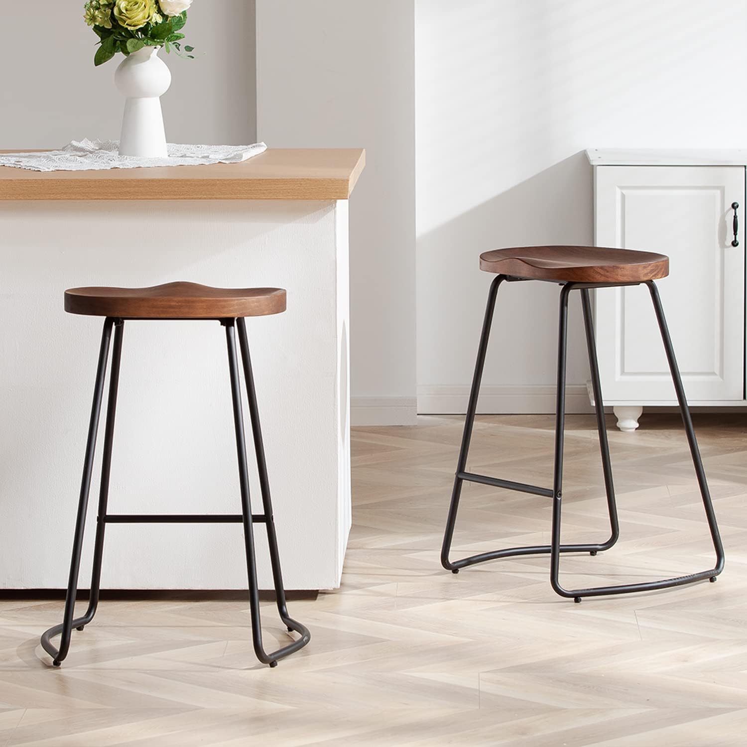 Amazon.com: HeuGah Bar Stools, Solid Wood Barstools Set of 2, 26 ...
