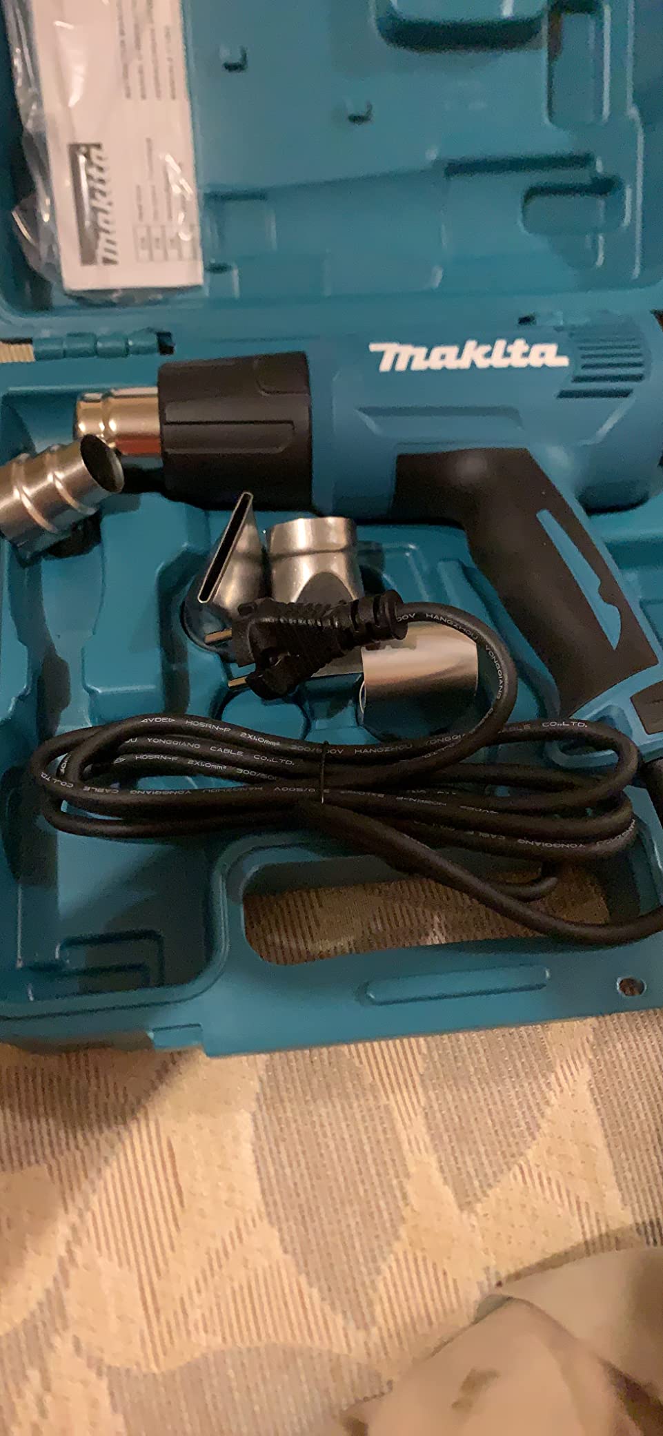 Makita HG5030K/2 240V Heat Gun Supplied in a Carry Case : Amazon.co.uk ...
