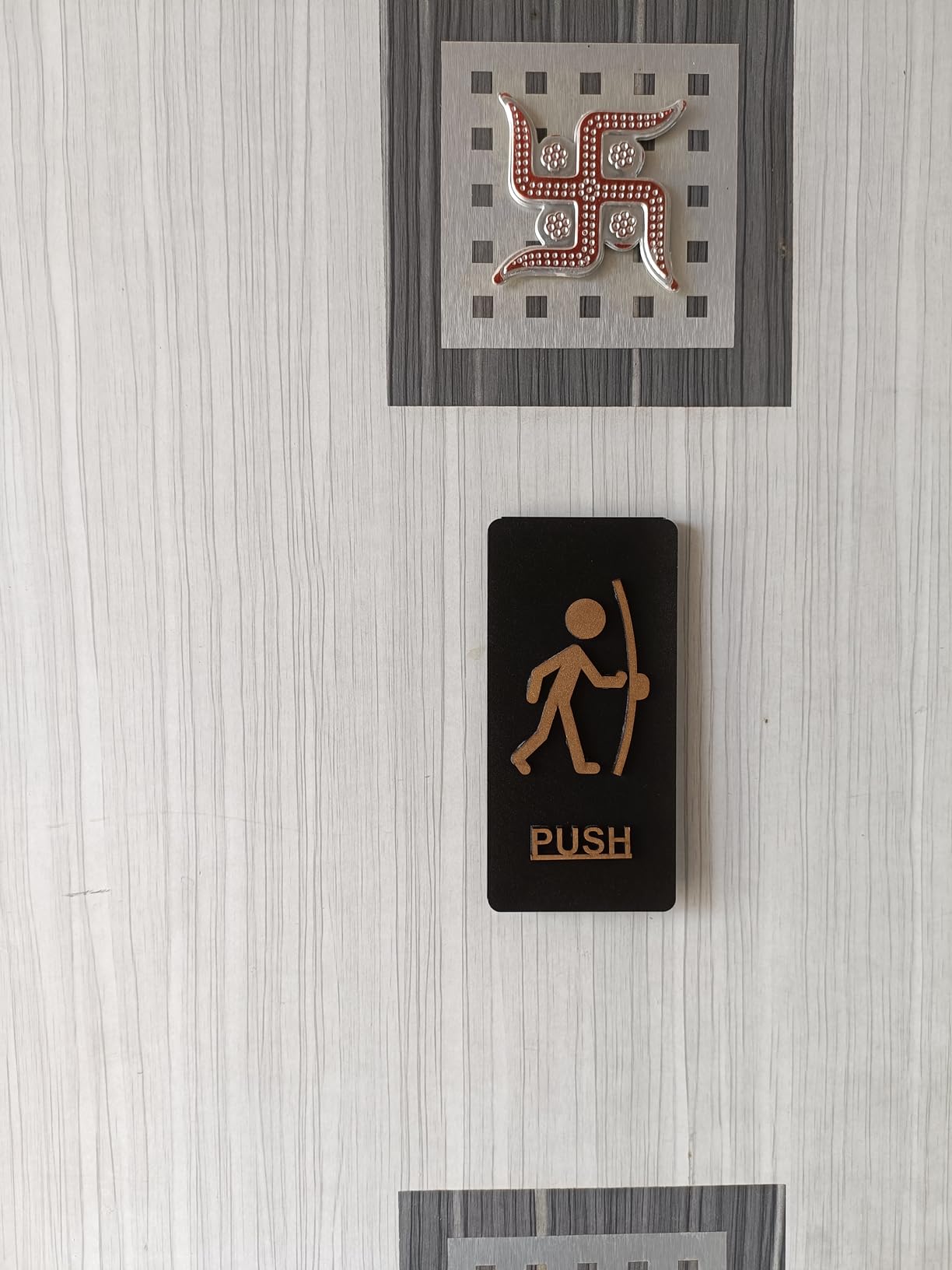 TULAY Black and Gold Push Pull Wooden Sign Board self adhesive stickers ...