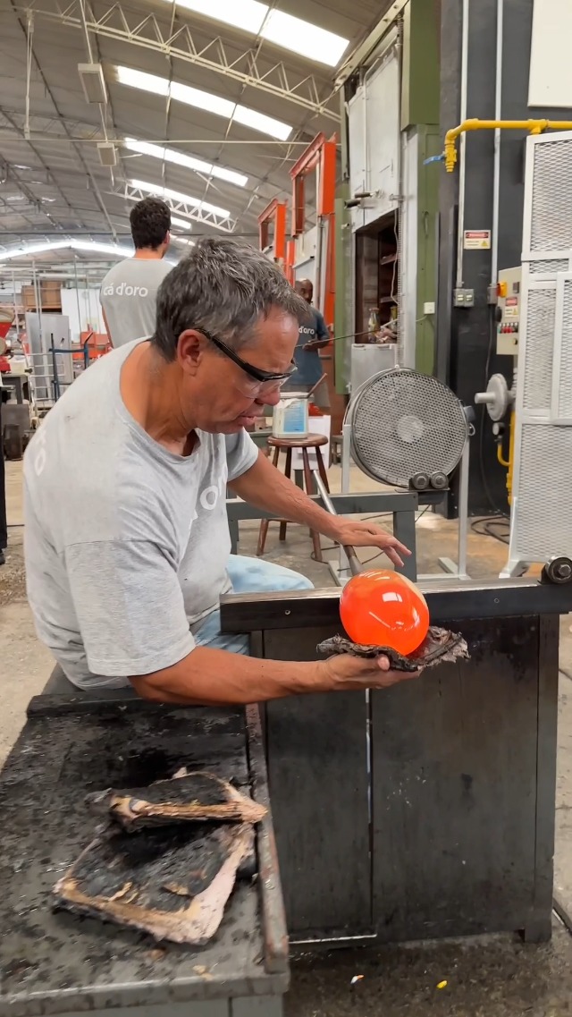 Watch Colored Splinters Glass Pieces for Room Decoration on Amazon Live