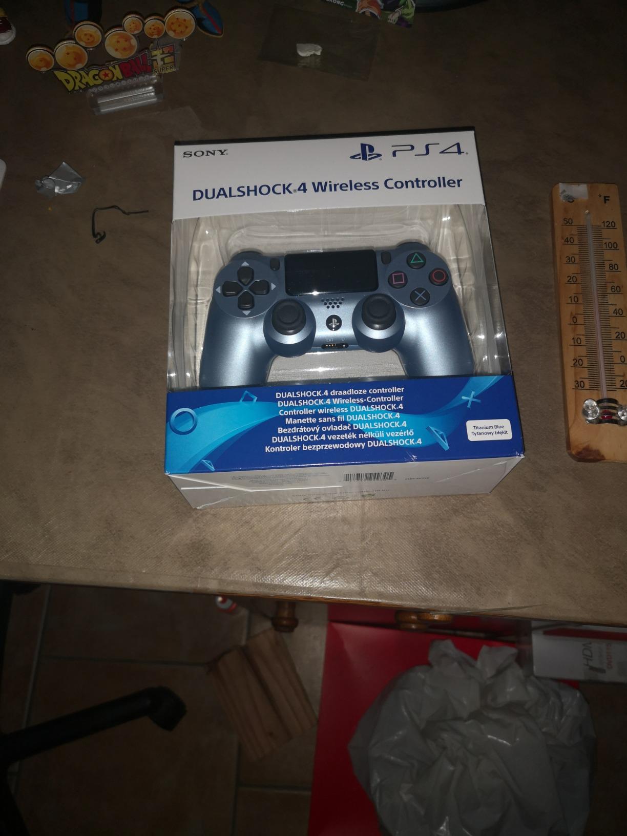 Sony, Manette PS4 DUALSHOCK 4 Officielle, Accessoire PlayStation 4 ...