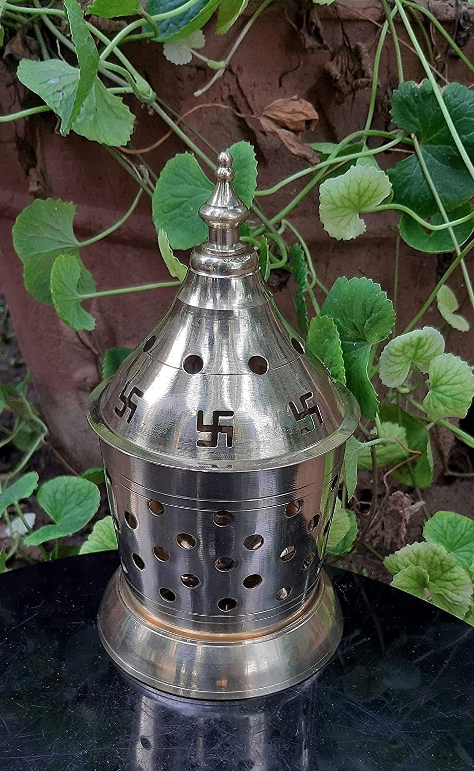 Buy DEVENDRA ONLINE Akhand Diya with Cover - Golden Temple Shape Oil ...