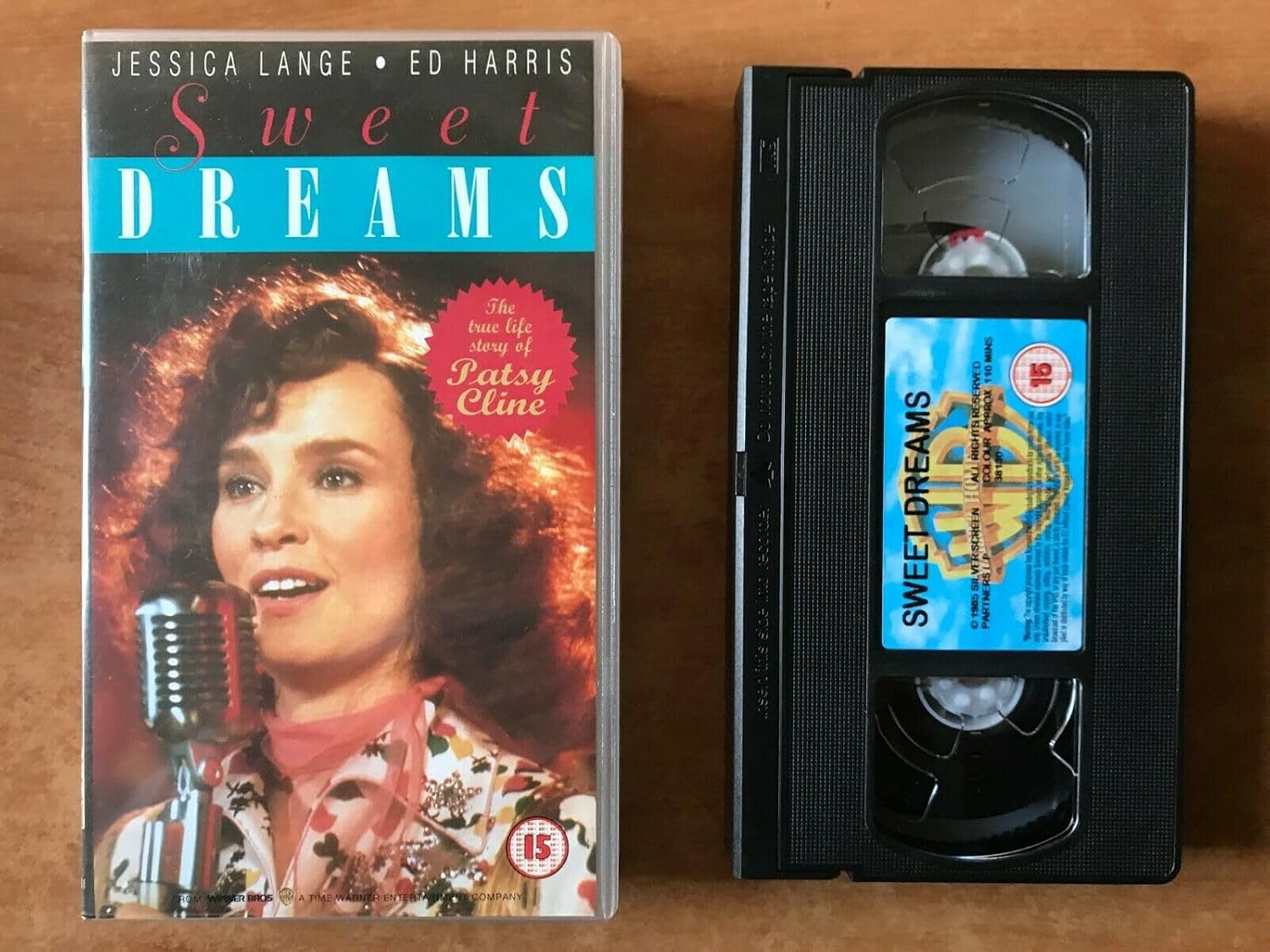 Amazon.com: Sweet Dreams [VHS] : Jessica Lange, Ed Harris, Ann ...