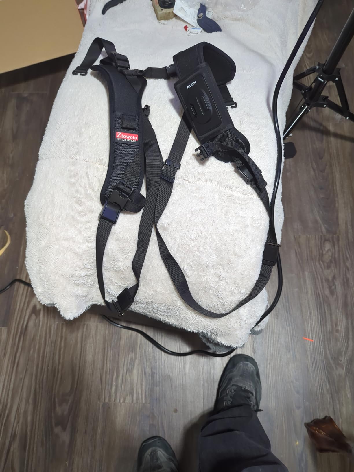 Amazon.com: ztowoto Double Shoulder Camera Strap Harness Quick Release ...