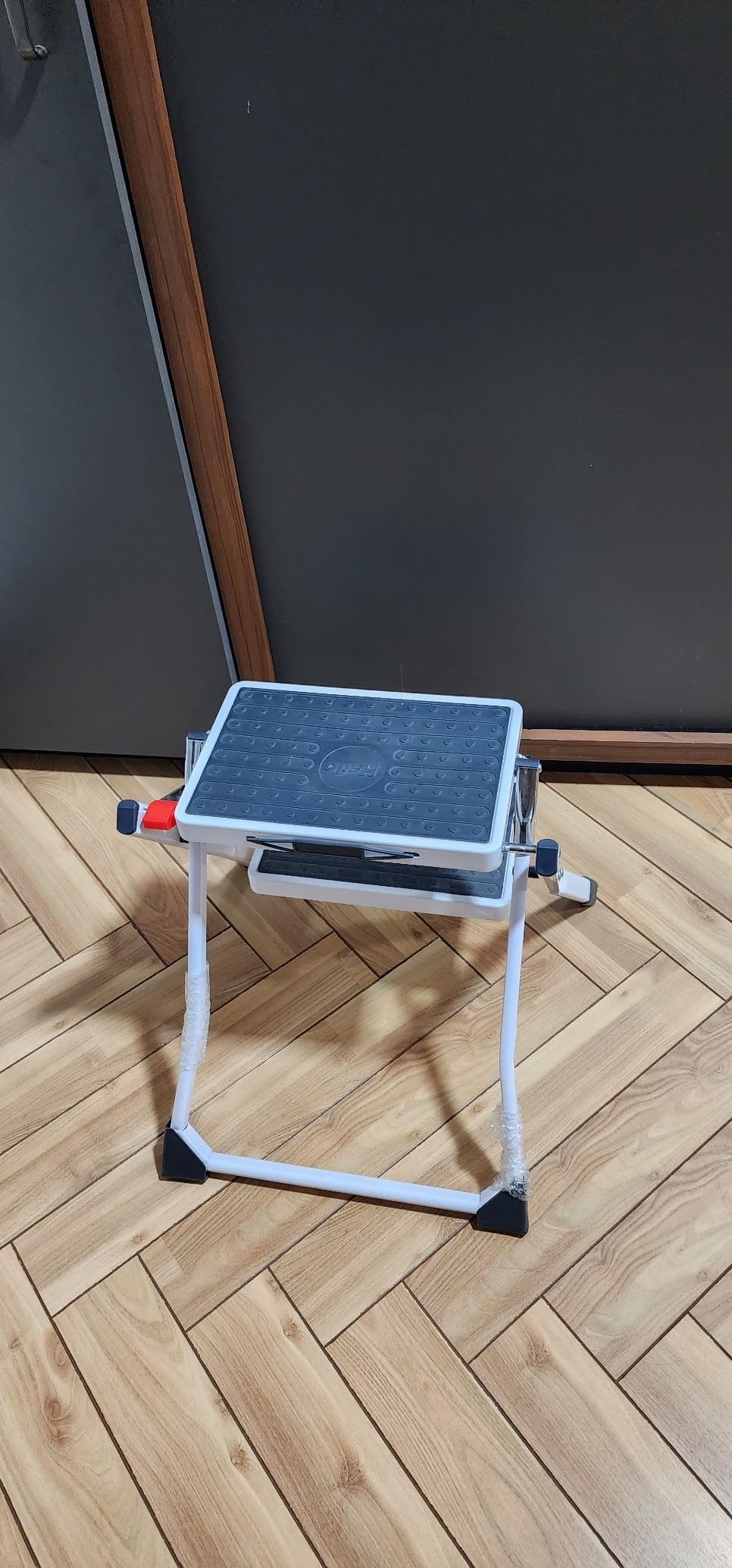 Hailo 9204015097 Mini Step Ladder, Alloy Steel : Amazon.in: Home ...