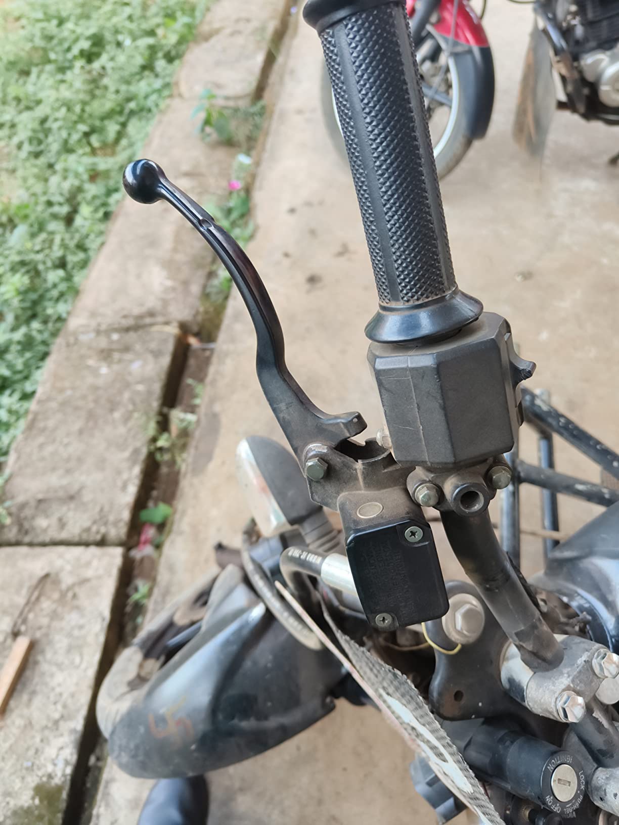 TRP TRADERS ® Right Side Handle BAR and Front Disc Brake Master ...