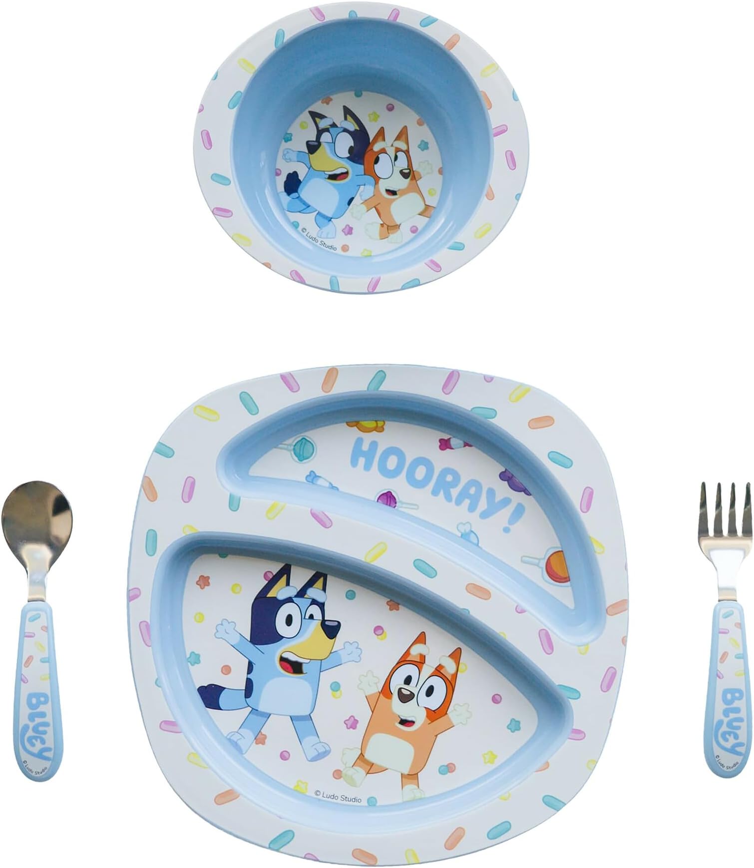 Amazon.com: Disney Themed Dinnerware Set - 16 Ceramic Dishes, 4 Place ...