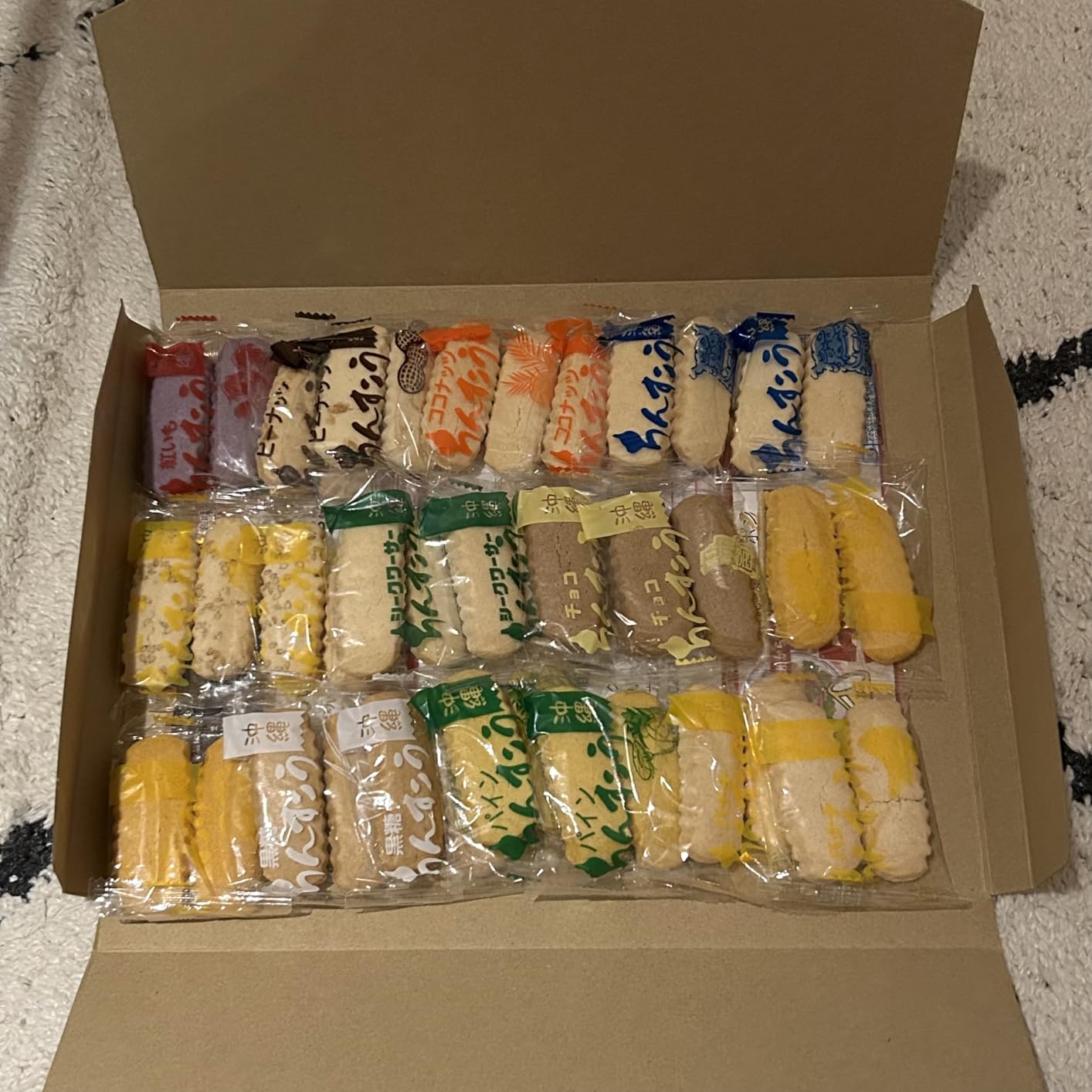 Amazon.co.jp: Okinawa Chinsuko Assorted Variety Set of 42 : Food ...