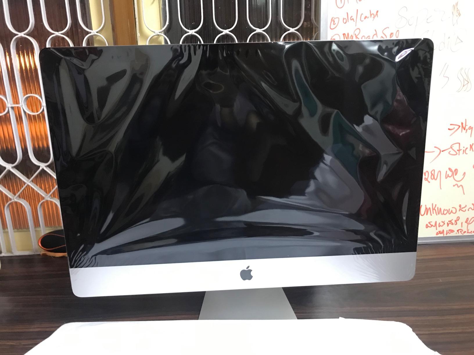 Apple iMac 27-inch Retina 5K Display Desktop Computer