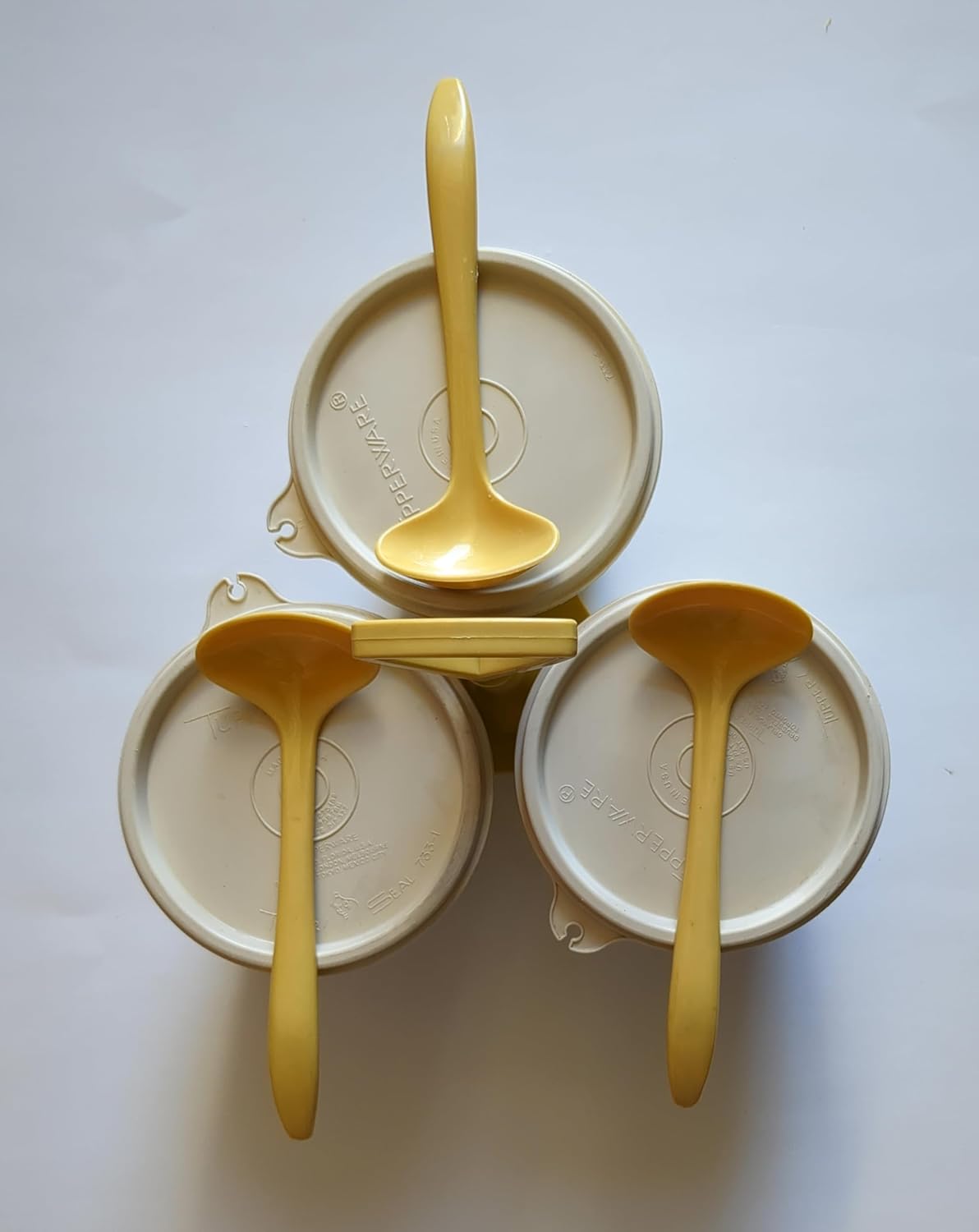 Amazon.com | Vintage Tupperware Condiment Caddy - Holder Snack Server ...