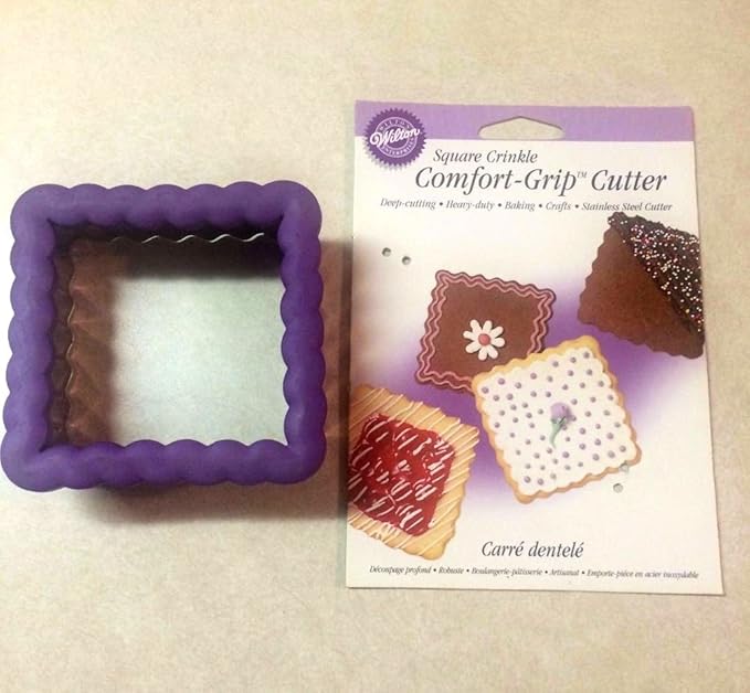 Amazon.com: Wilton Comfort Grip Crinkle Cookie Cutter: Home & Kitchen