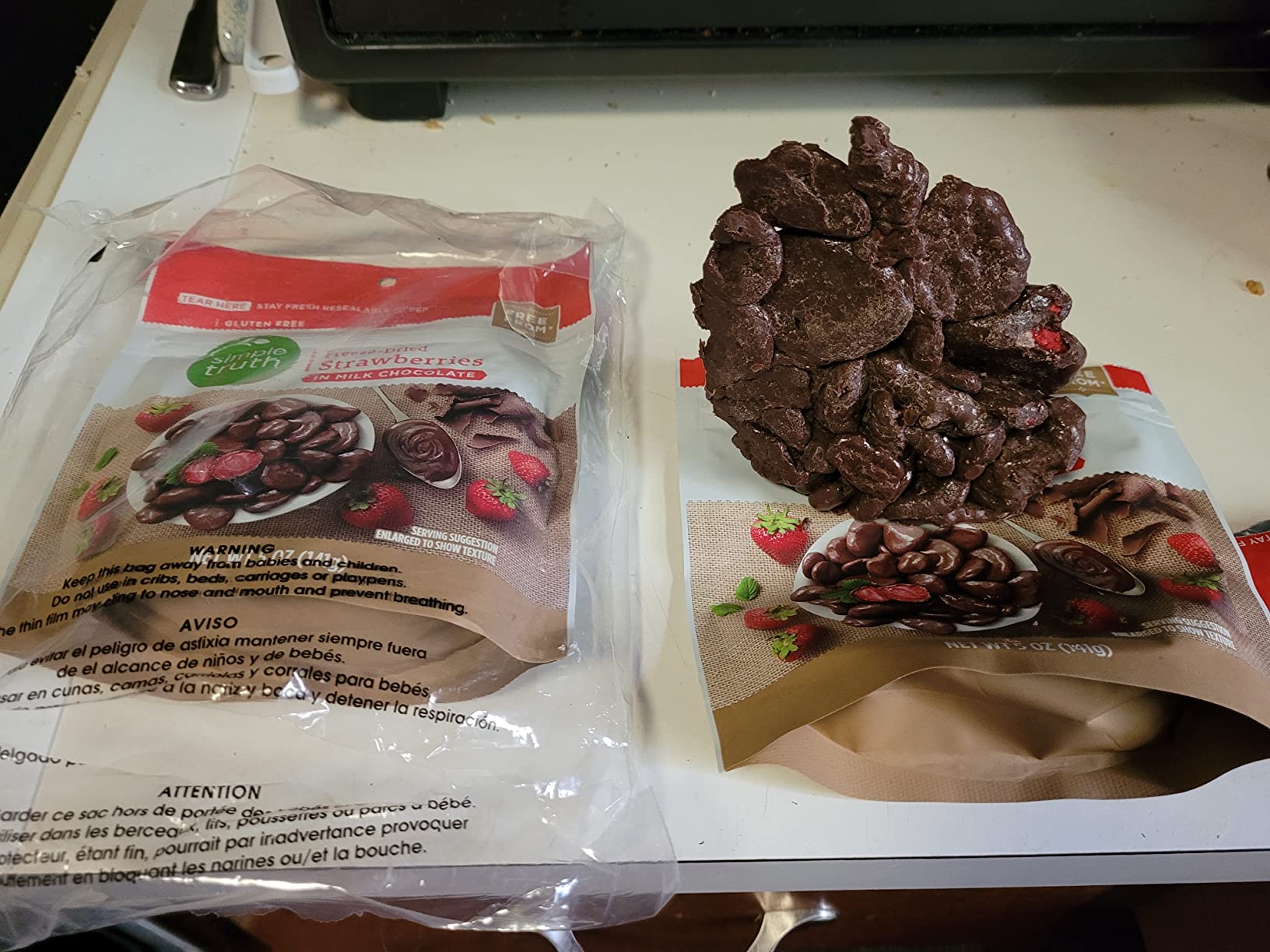 Amazon.com: Simple Truth Freeze-Dried Cherries in Dark Chocolate, 5 oz ...