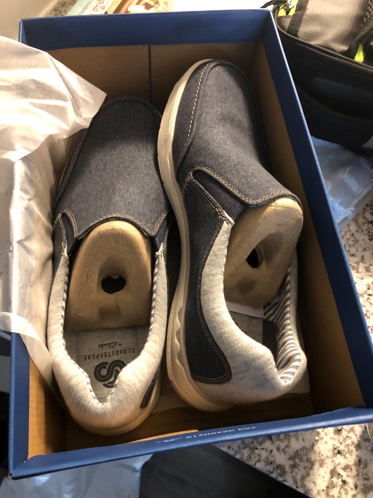 Amazon.com | Clarks Men's Step Isle Slip Loafer | Loafers & Slip-Ons