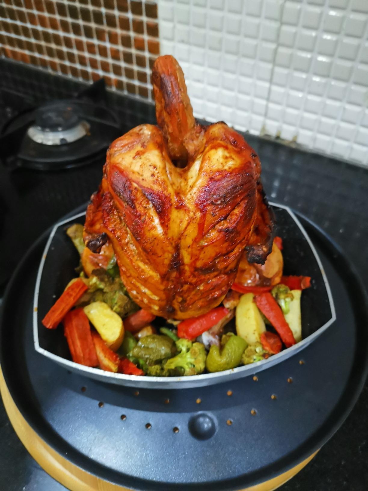 Weber Stainless Steel Style Poultry Infusion Roaster (453.6 G, Black ...