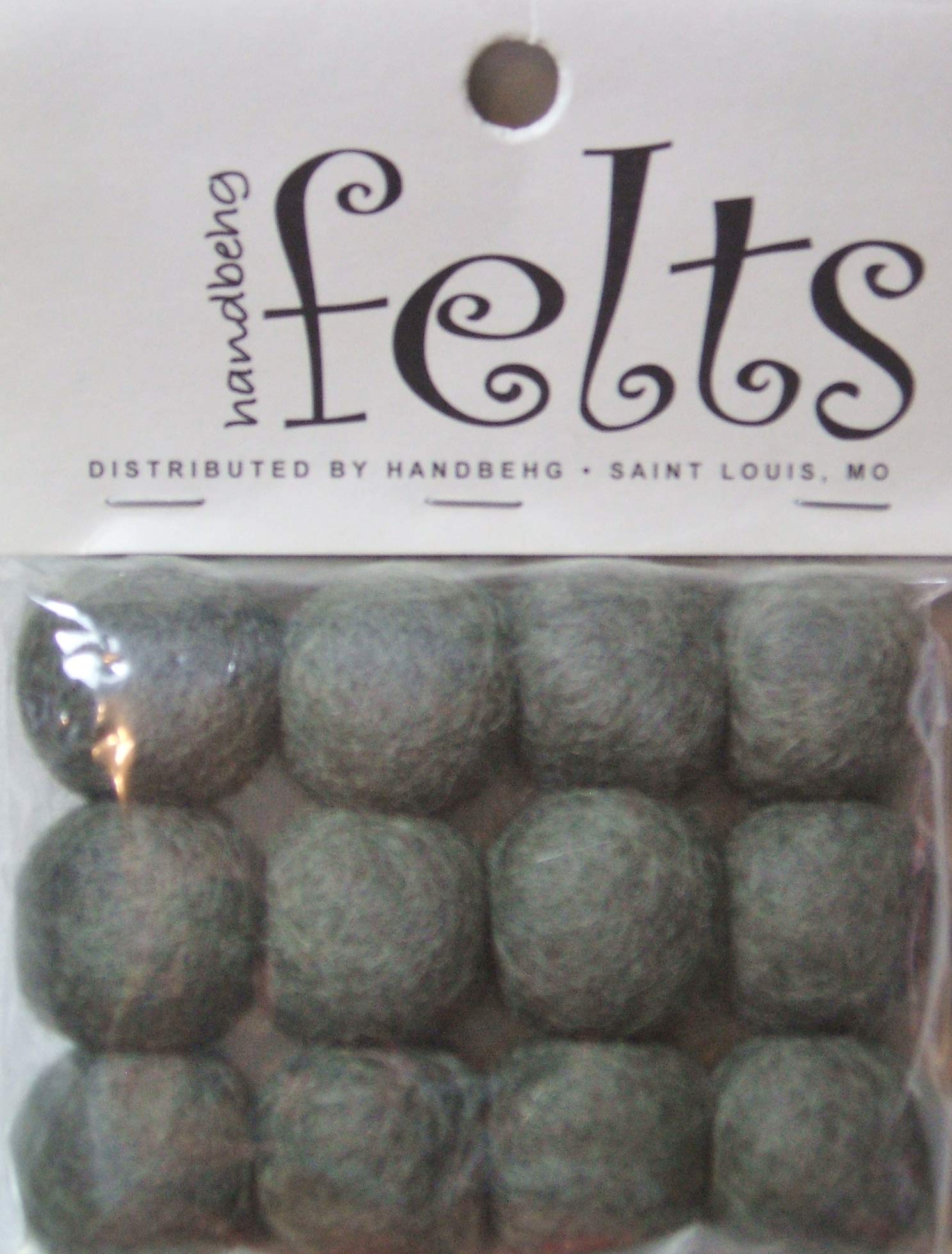 Amazon.com: 12 Heather Heather Hand-Felted 2 cm Wool Felt Balls ...