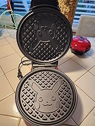 Amazon.com: Uncanny Brands Pokemon Waffle Maker - Make Pikachu Waffles ...