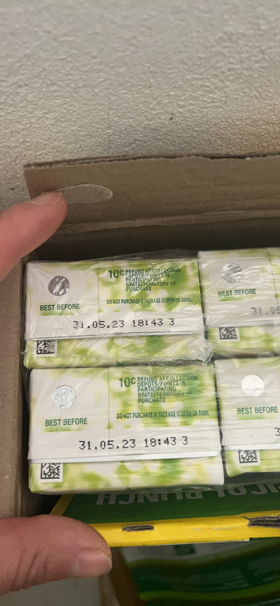 Golden Circle Tropical Fruit Juice Box Poppers Multipack Pear, Apple ...