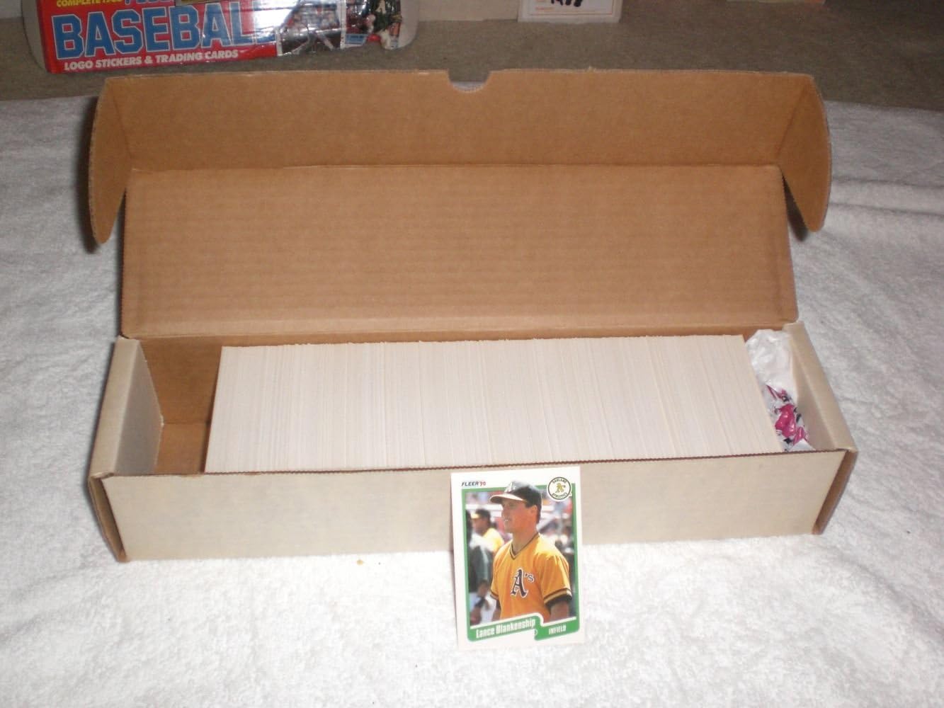 Amazon.com: 1990 Fleer Baseball Complete Set - 1-672 - Hand Collated ...