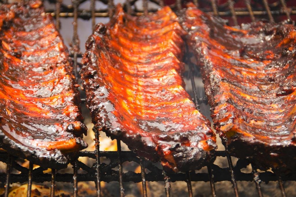 Amazon.com: Spareribs on Barbeque Pit Photo Photograph Cool Wall Art ...