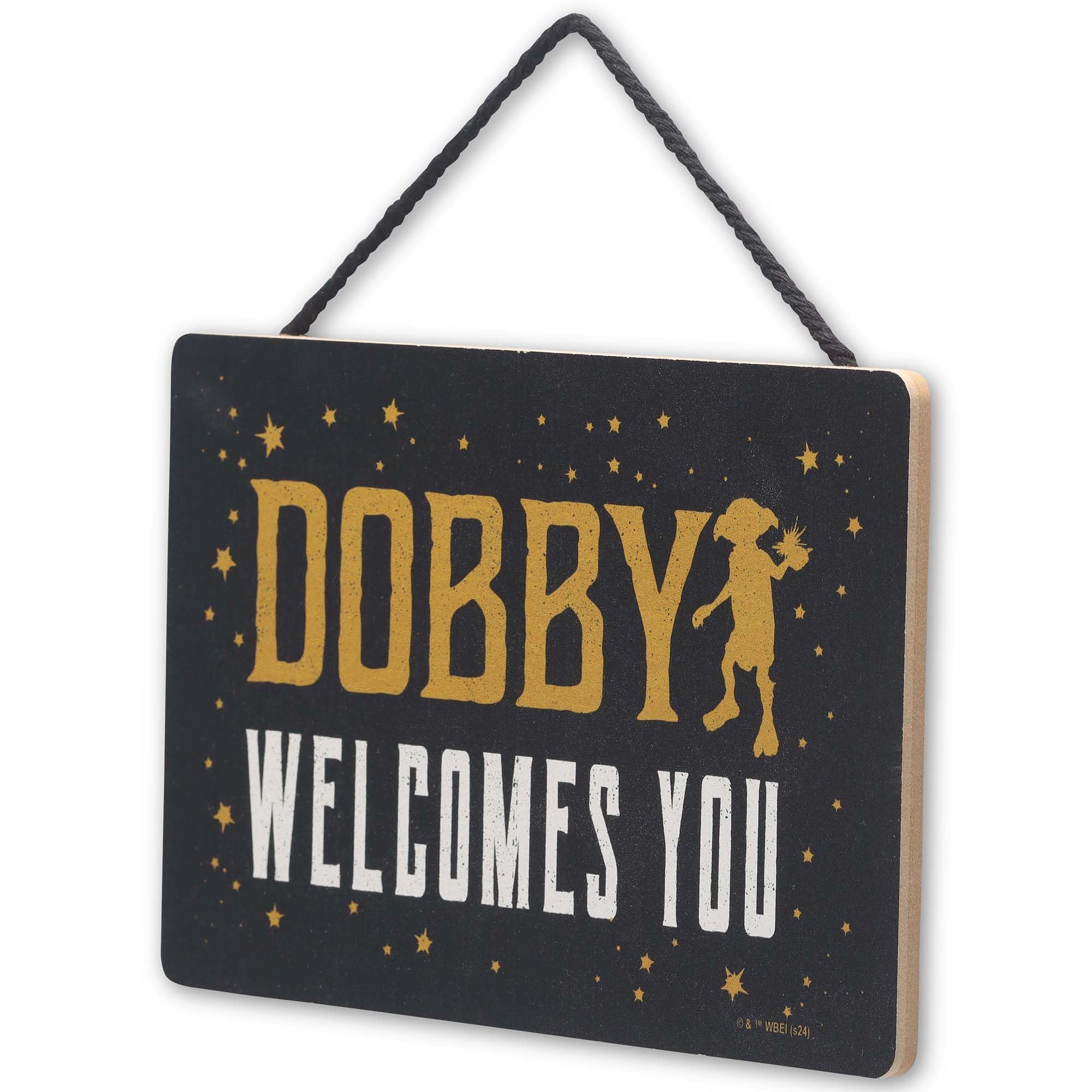 Snapklik.com : Harry Potter Dobby Welcomes You Hanging Wood Wall Decor