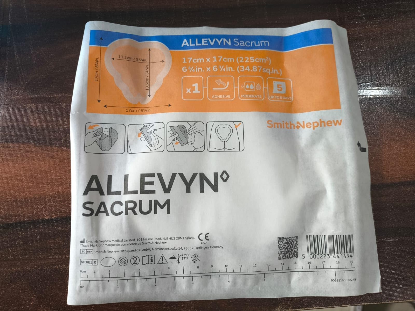 Allevyn Sacrum Classic 17cm x 17cm (Pack of 4), Advanced Hydrocellular ...