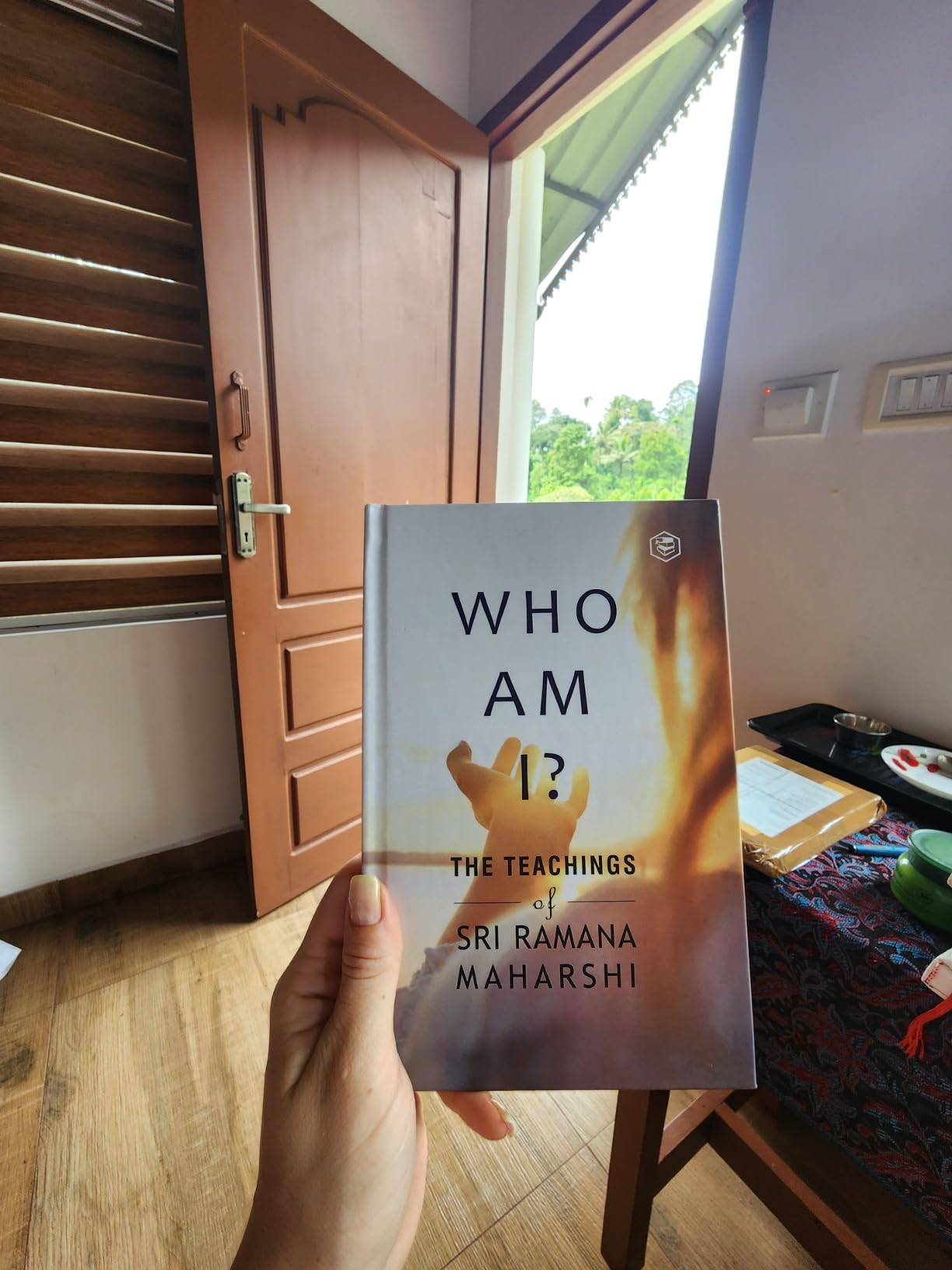 Buy Who Am I? Book Online at Low Prices in India | Who Am I? Reviews ...