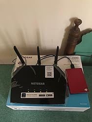 Netgear R6850 AC2000 Mbps, WiFi USB Dual Band Gigabit Wall Mount Router ...